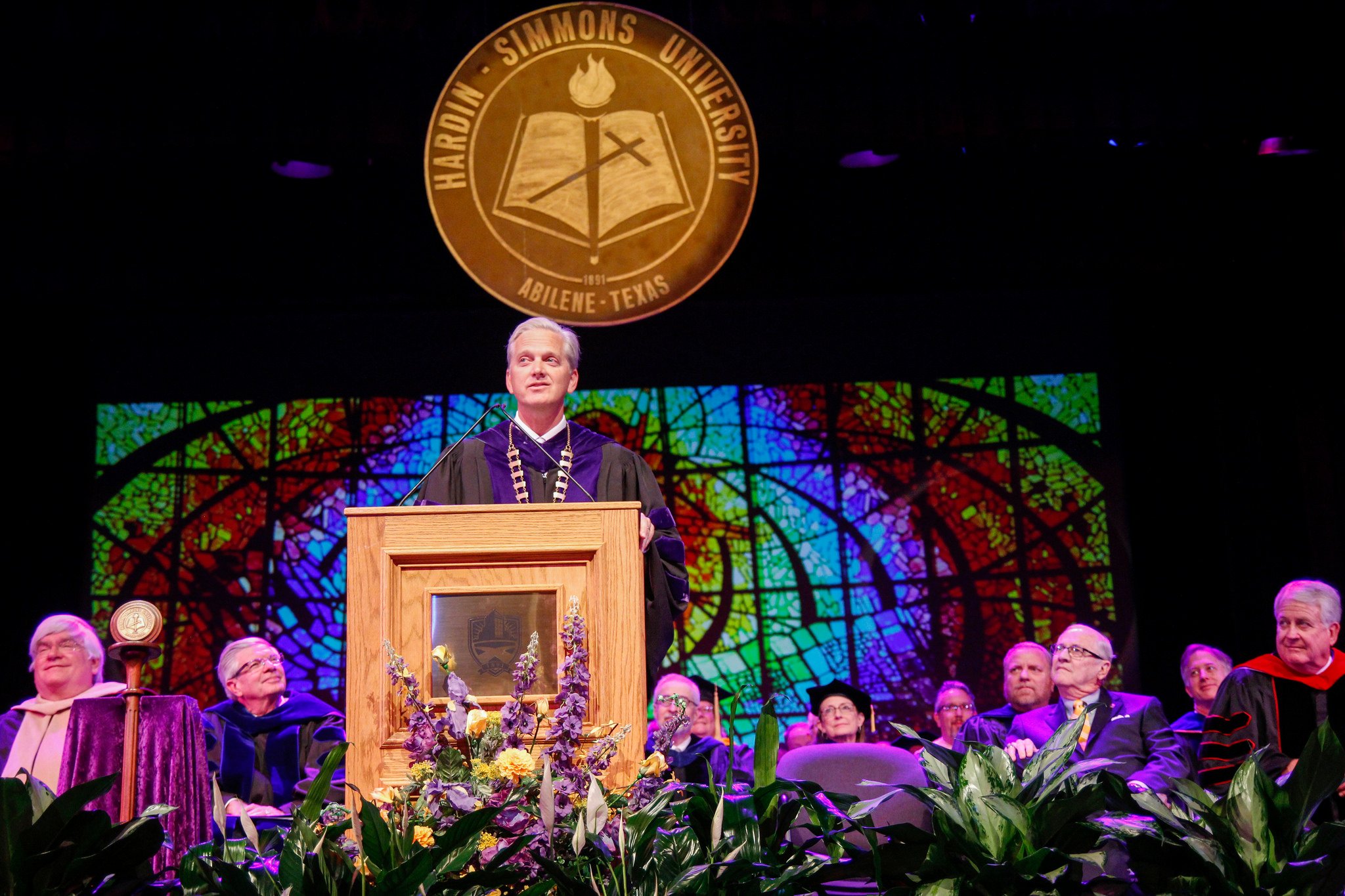Convocation Address Gives Vision for a New School Year - Hardin-Simmons ...