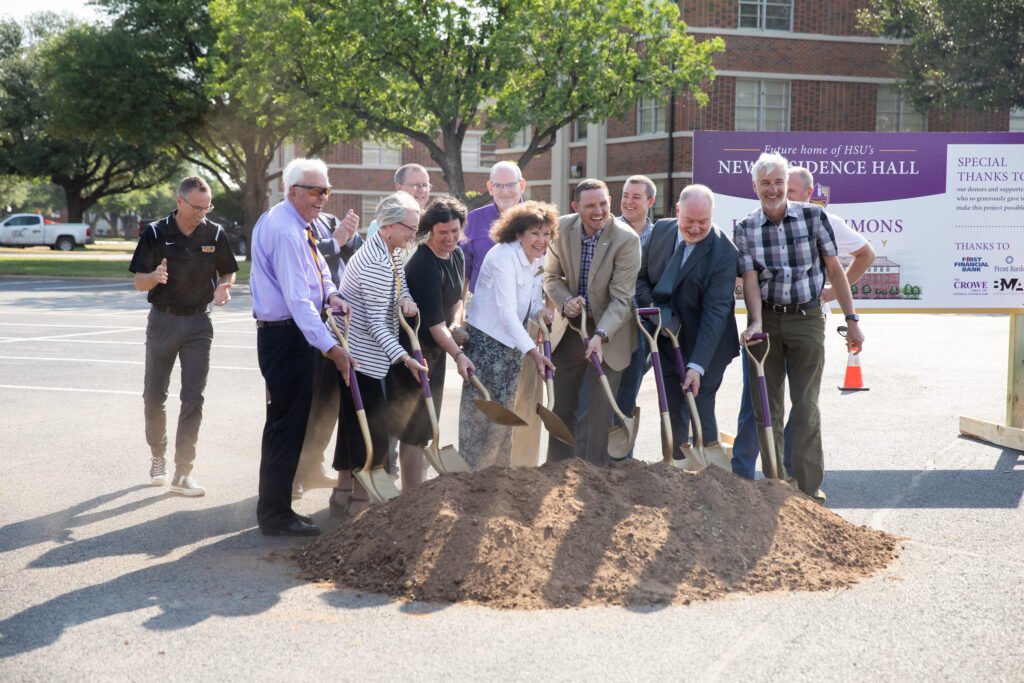 Groundbreaking Ceremony for New Residence Hall - Hardin-Simmons University