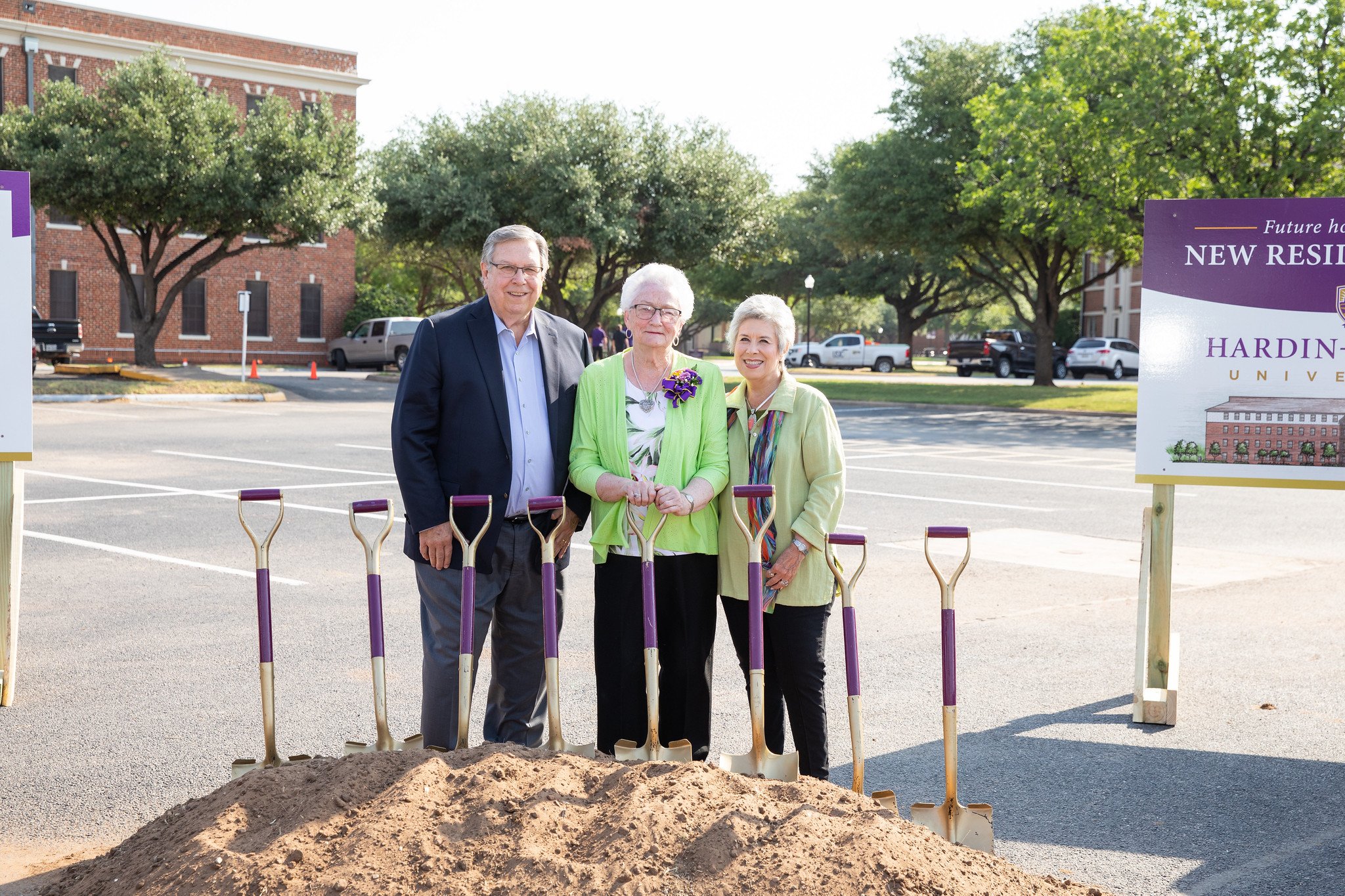 Groundbreaking Ceremony for New Residence Hall - Hardin-Simmons University