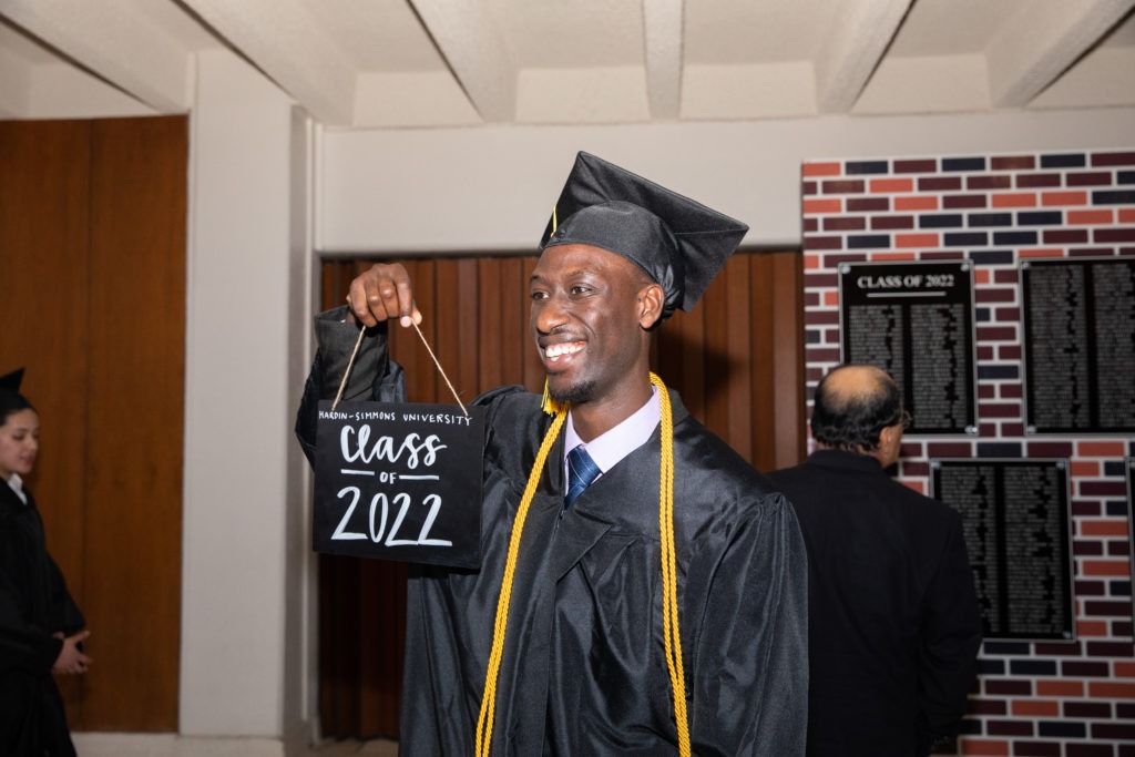 Graduate Spotlight: Moses Zirimwabagabo - Hardin-Simmons University
